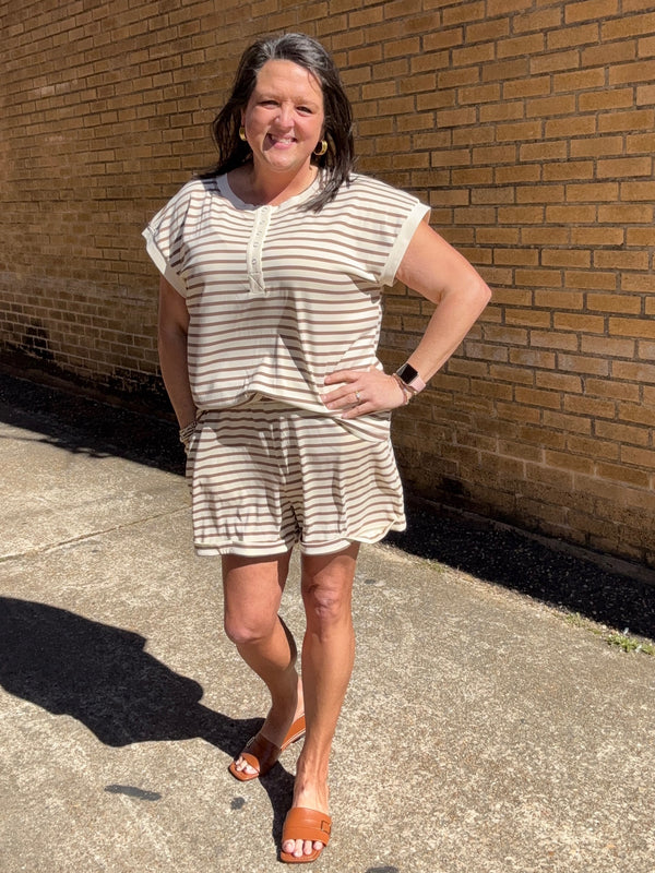 Brown Stripe Half Buttons Top and Shorts Set – Big Juicy Fashion